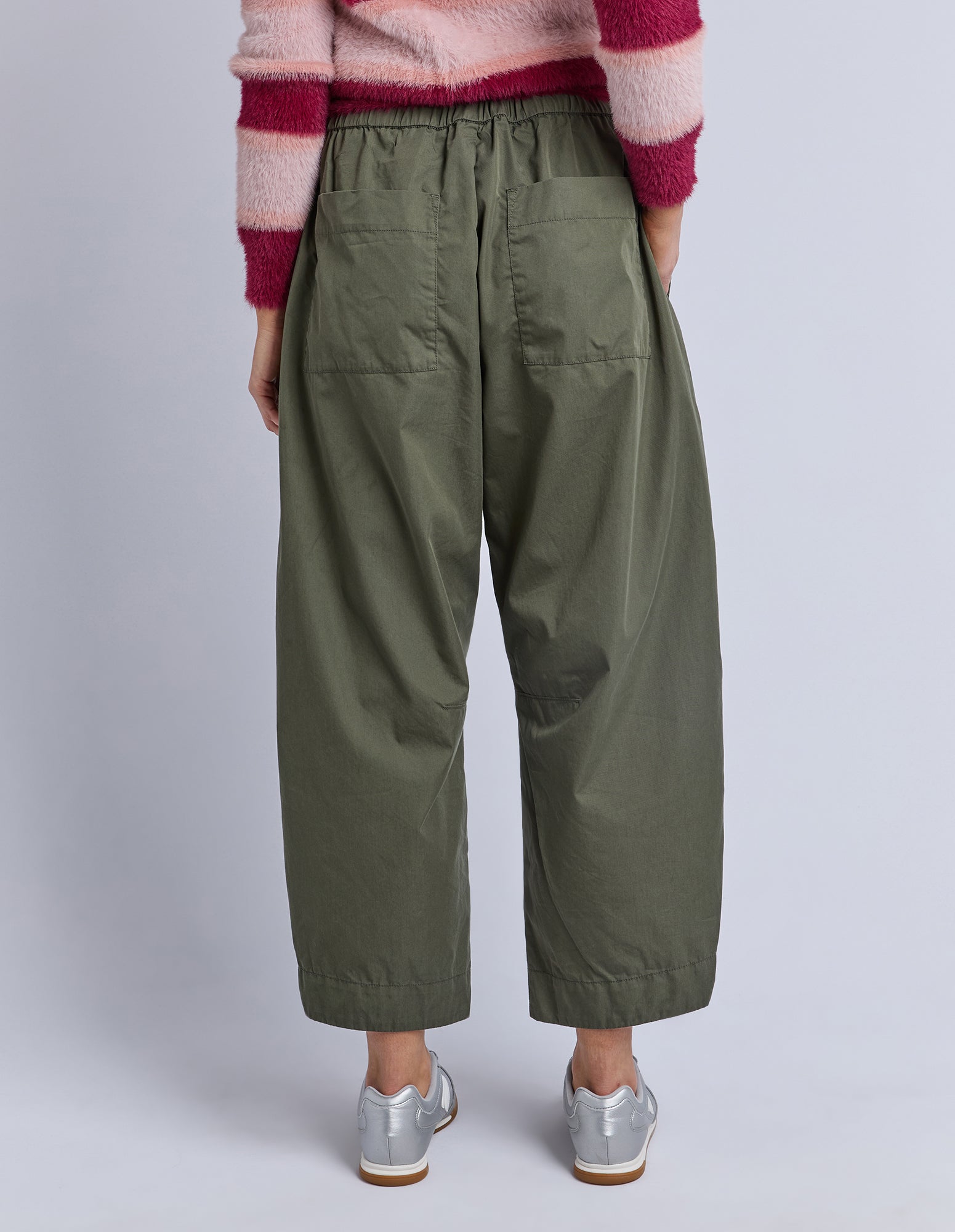 Lund Barrel Leg Pant Basil – Elm Lifestyle