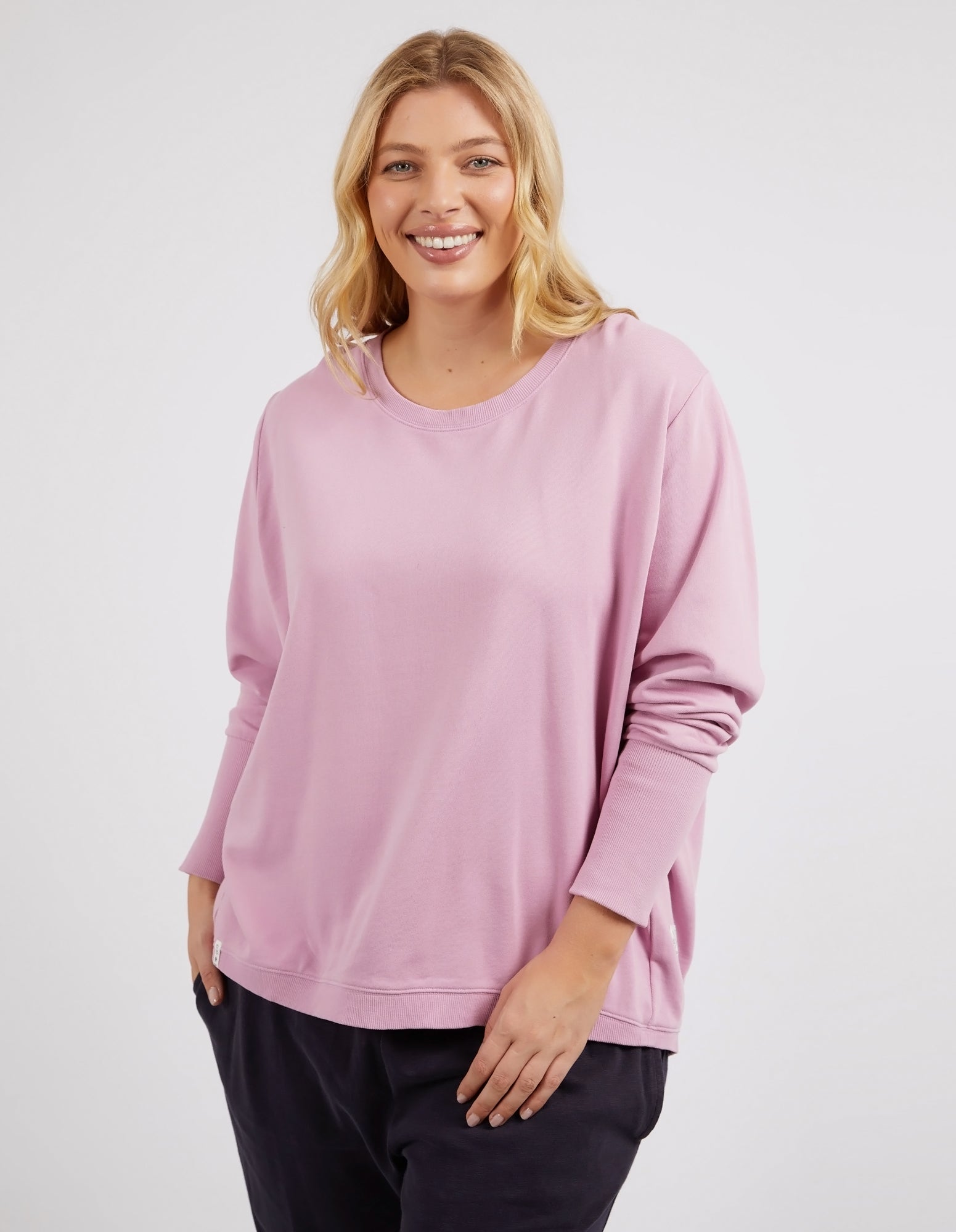 Divine Crew Peony Pink – Elm Lifestyle