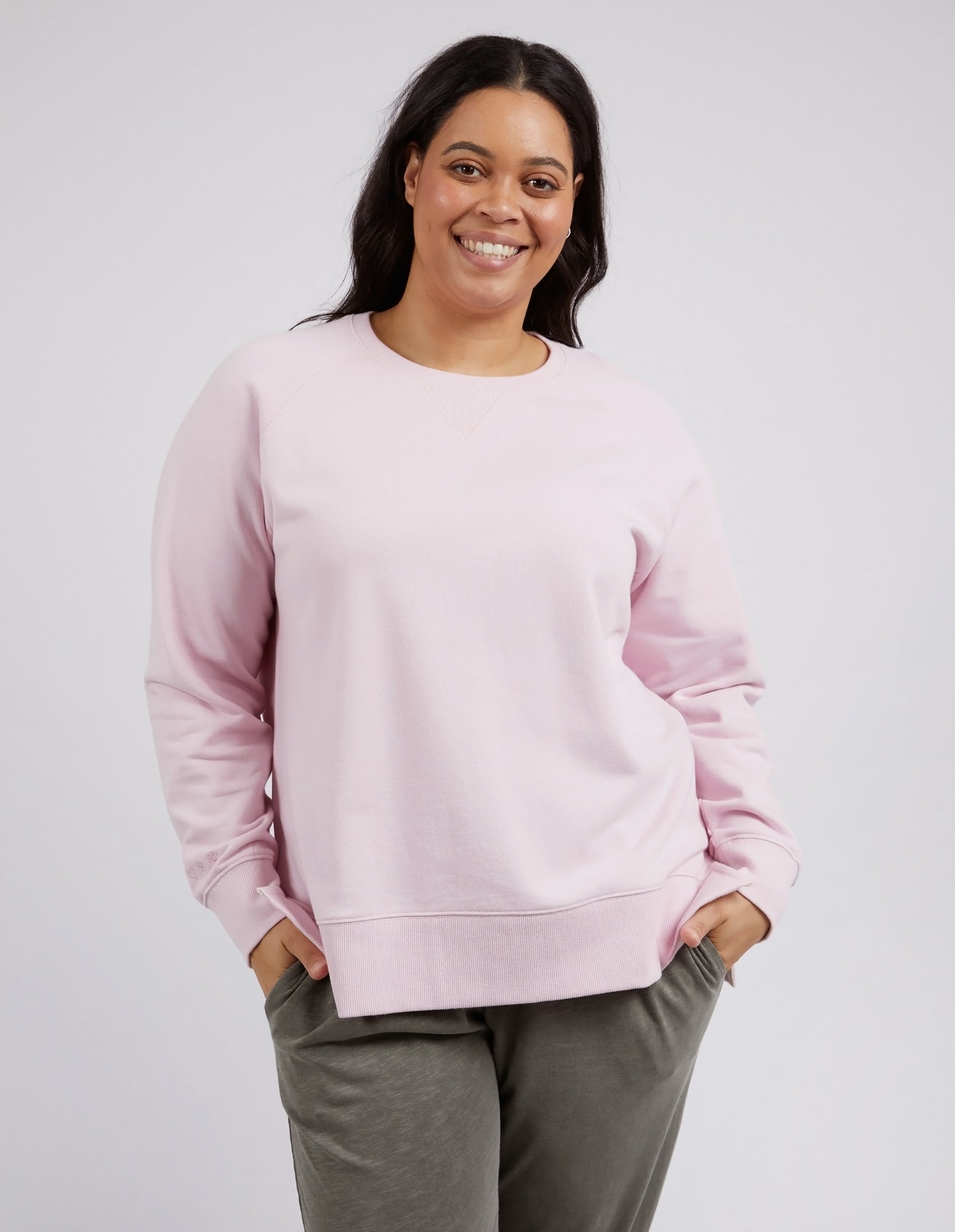 Melbourne Crew Powder Pink – Elm Lifestyle